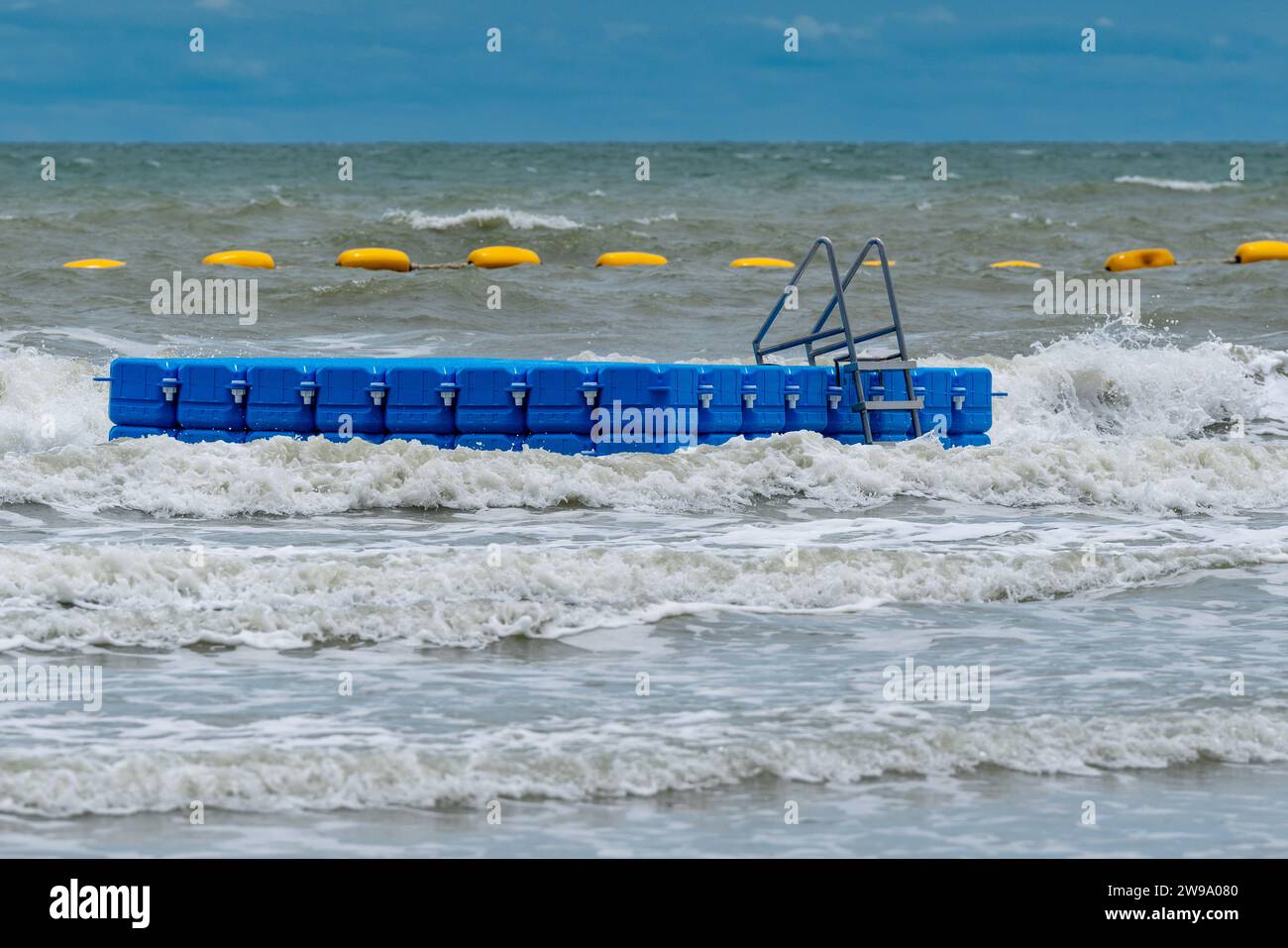 Thailand beaches and sea based activities Stock Photo - Alamy