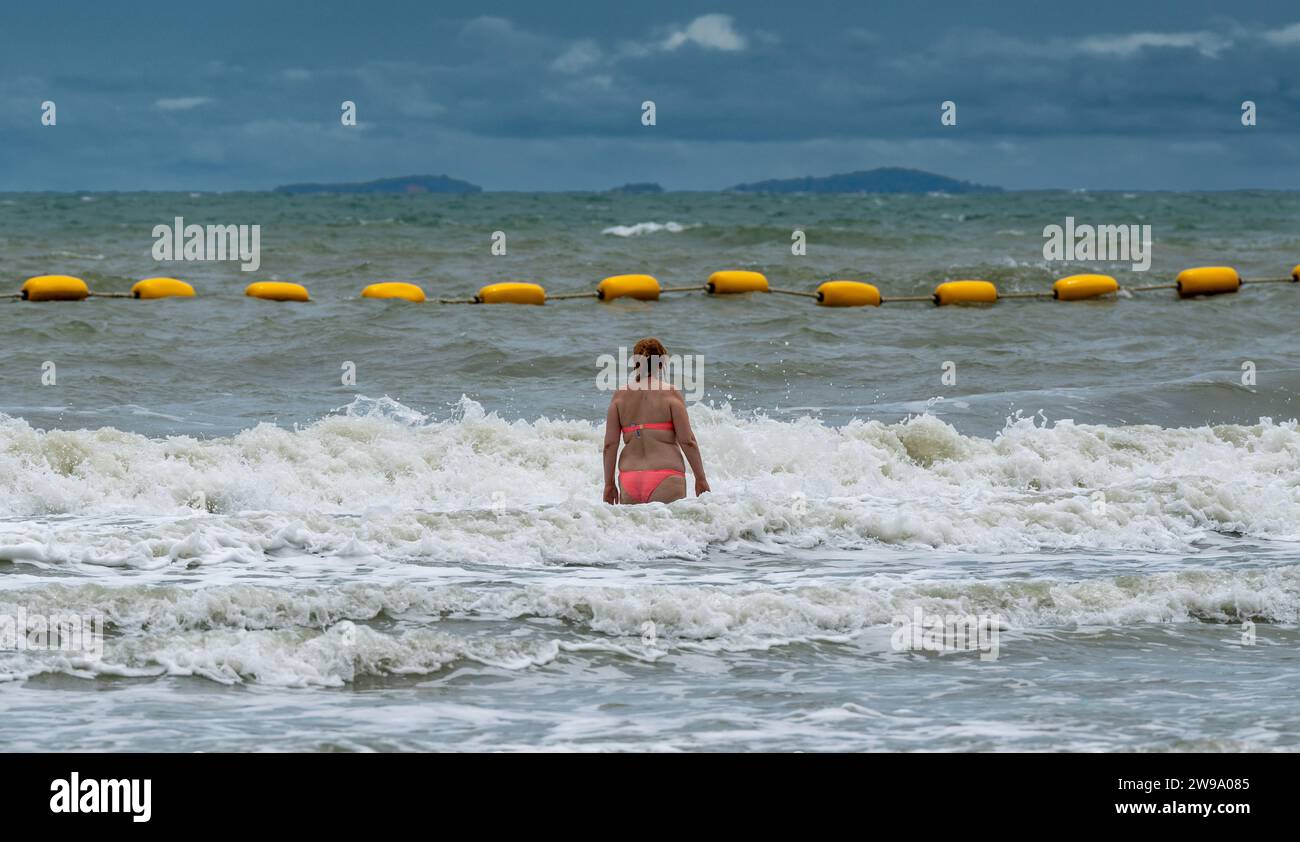 Thailand beaches and sea based activities Stock Photo - Alamy