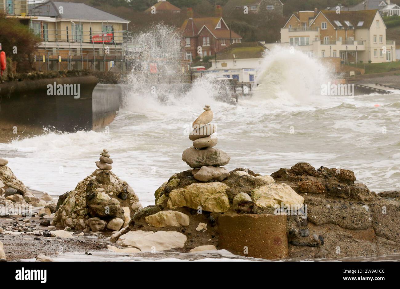 Freshwater Bay, Totland. 25th December 2023. Storm force winds brought ...