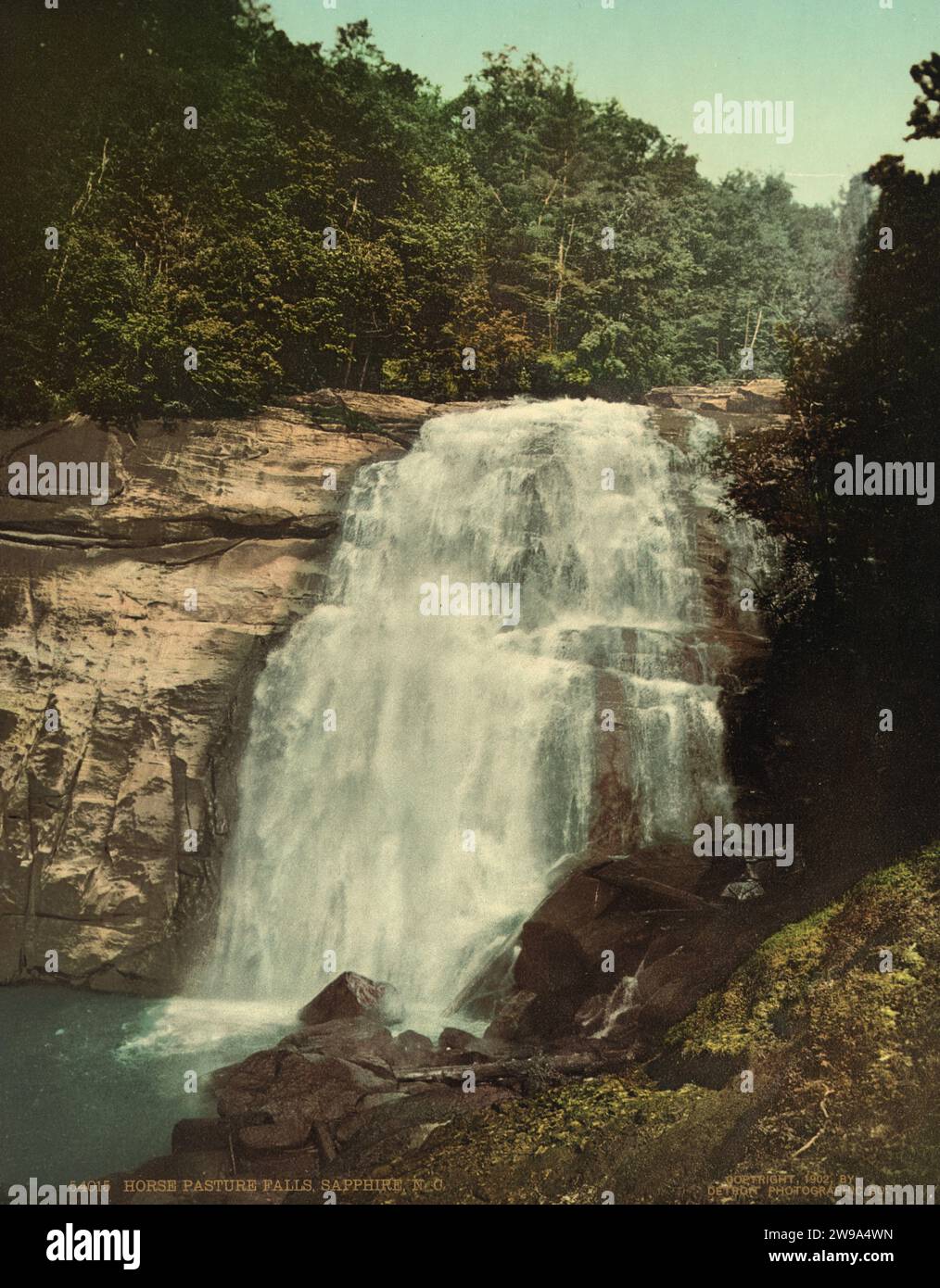 Horsepasture river north carolina hi-res stock photography and images ...