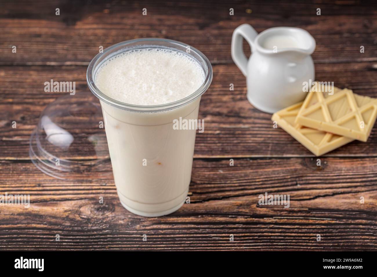 Delicious fresh sweet chocolate hi-res stock photography and images - Alamy