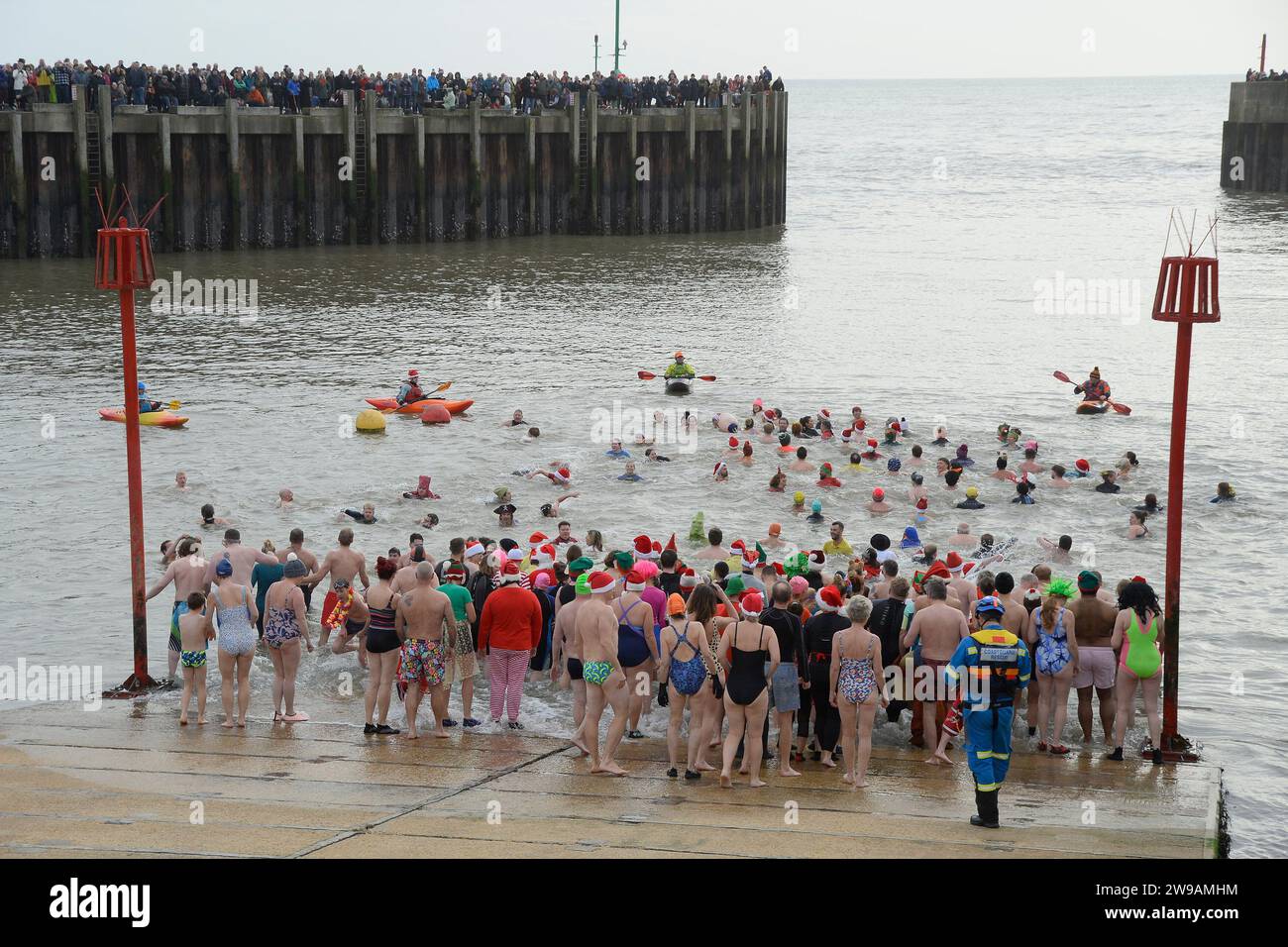 West Bay, Dorset, UK. 26th December 2023. UK Weather: Over one hundred ...