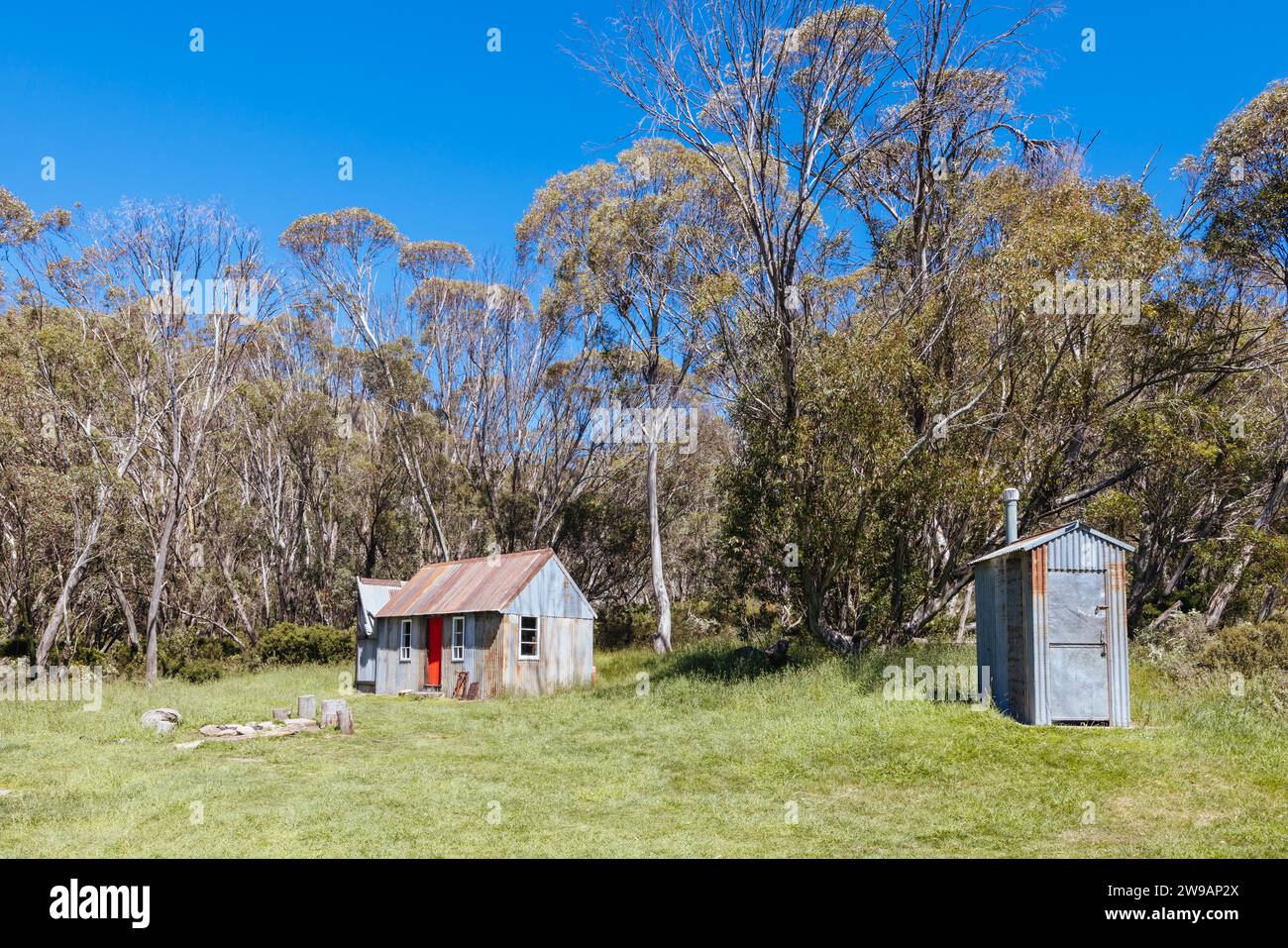Horse Camp Hut in Kosciuszko National Park in Australia Stock Photo - Alamy
