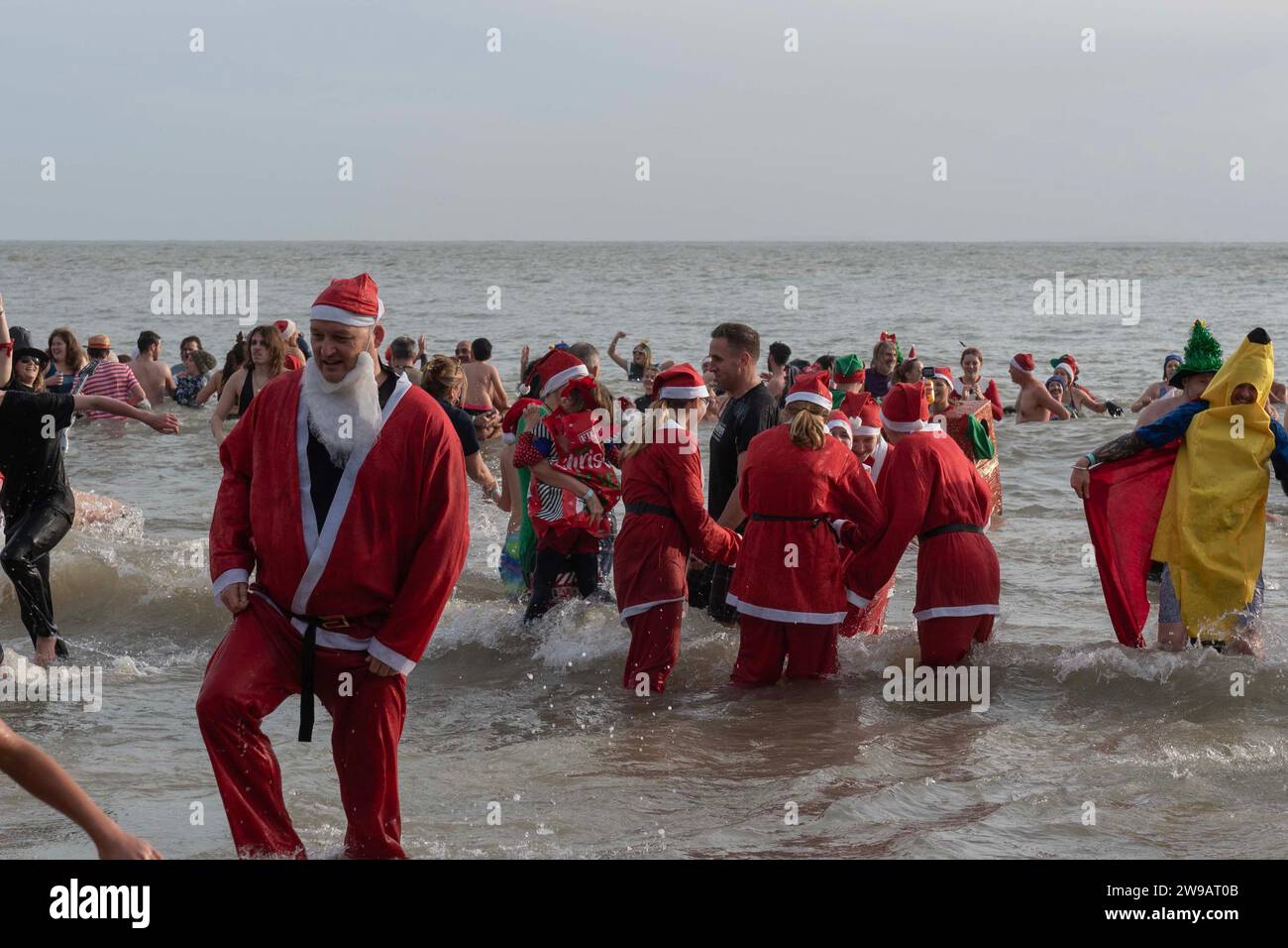Boxing day dip 2023 hi-res stock photography and images - Alamy