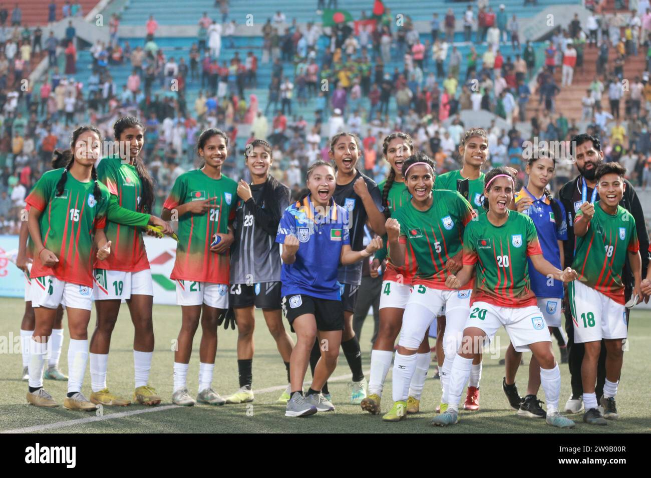 Bangladeshi footballers celebrate after win against Singapore in their ...