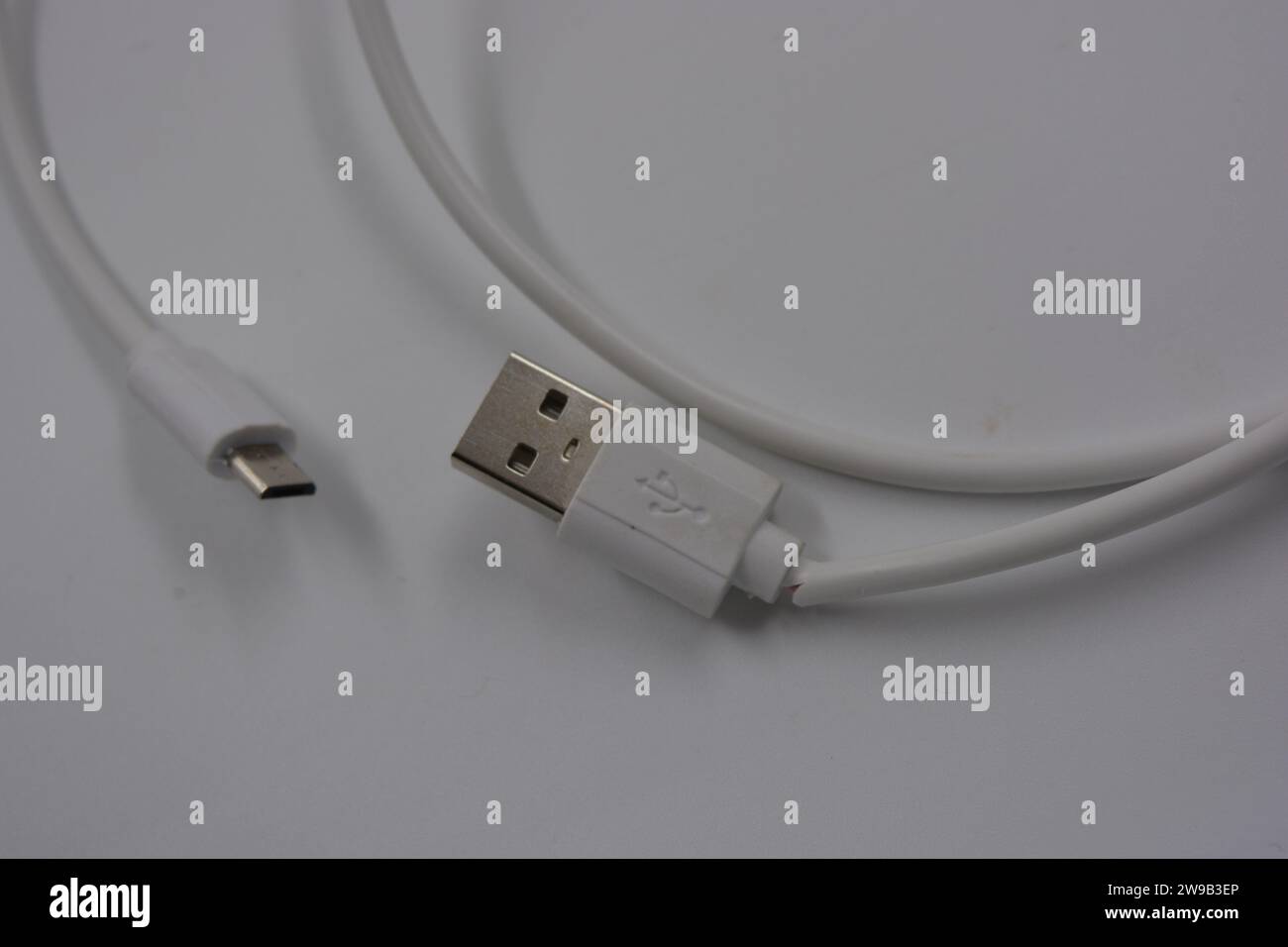 Long electrical cables hi-res stock photography and images - Alamy