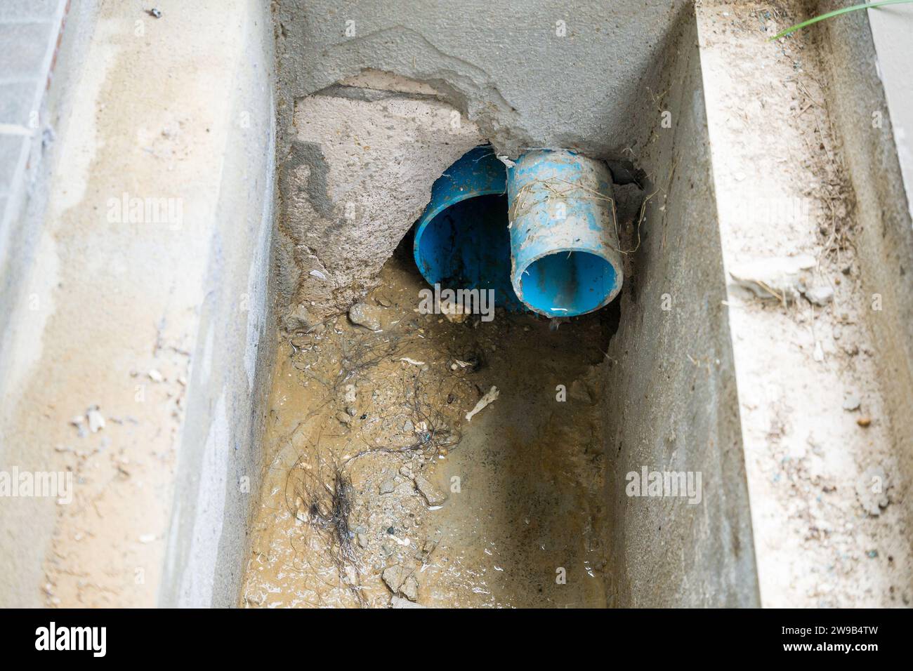 Pipework and house hi-res stock photography and images - Alamy