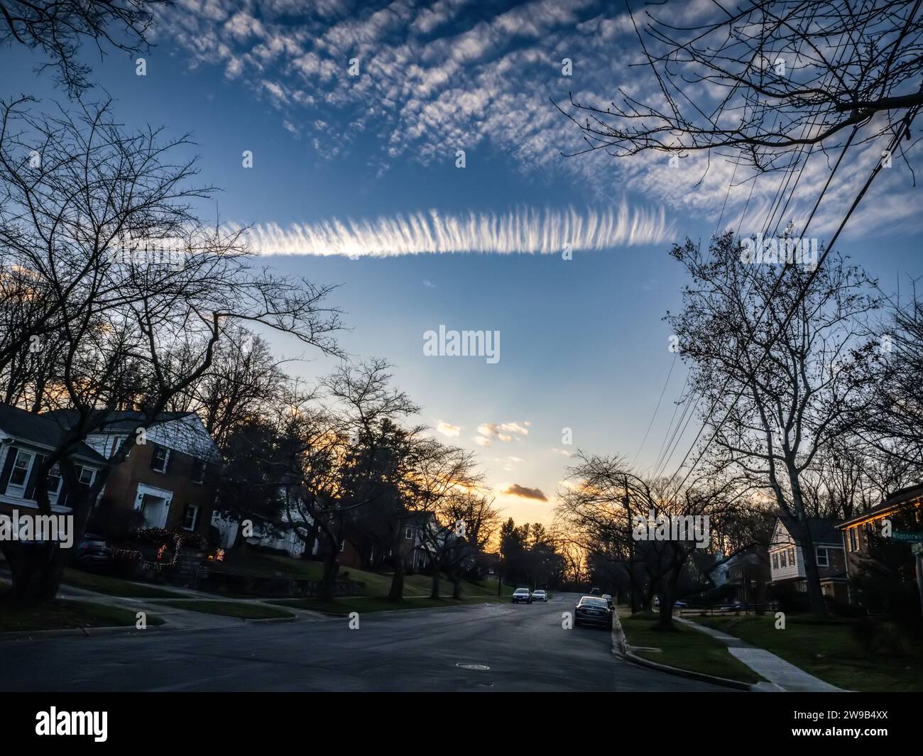 Spectacular mare's tail cloud at sunset Stock Photo - Alamy