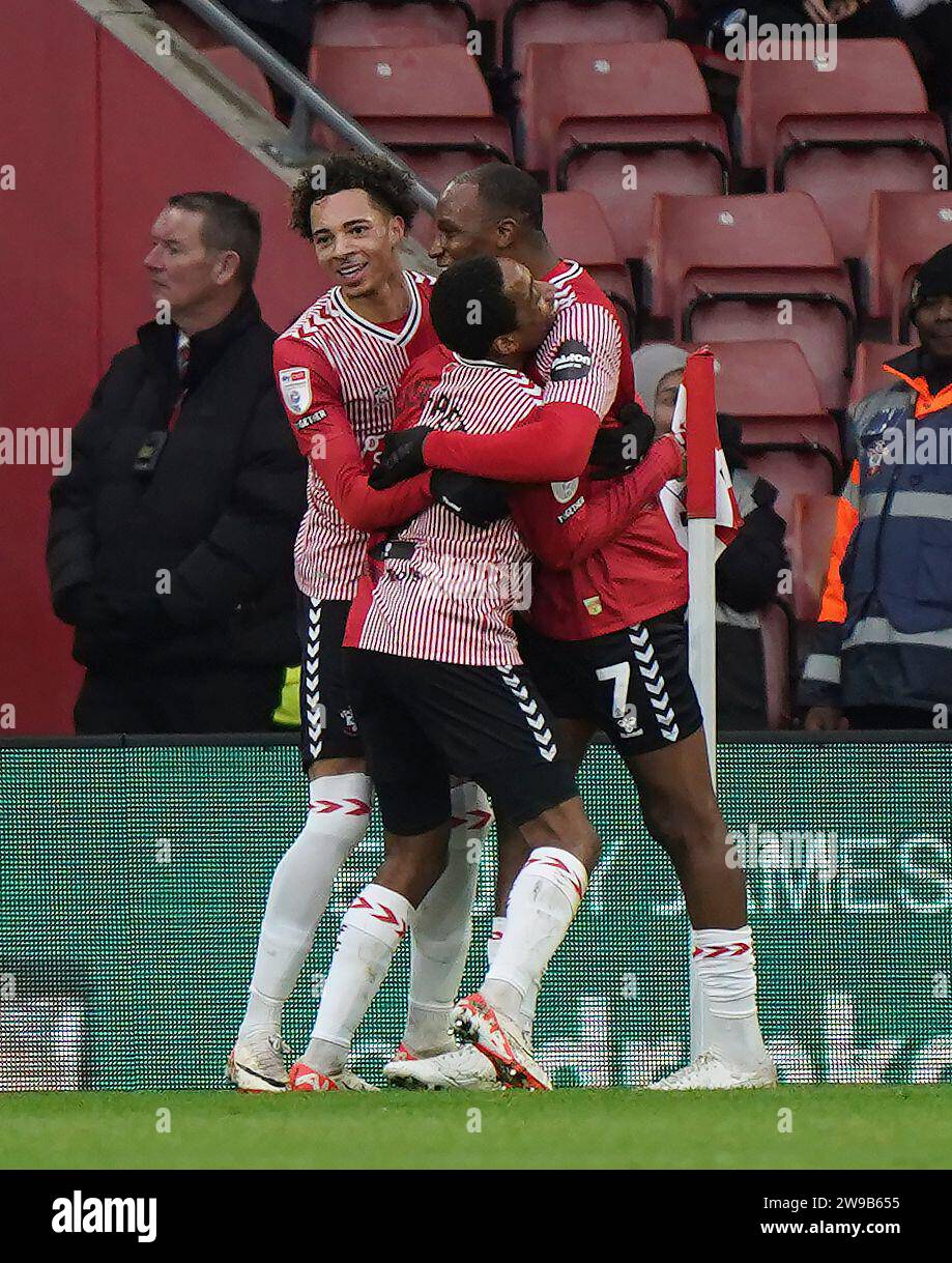 Joe aribo southampton hi-res stock photography and images - Alamy