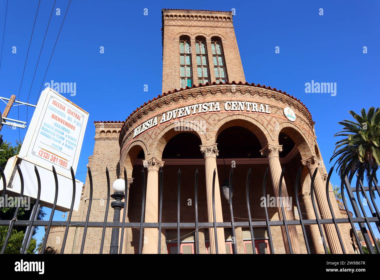 Los Angeles, California: First Church of Christ at the corner of ...