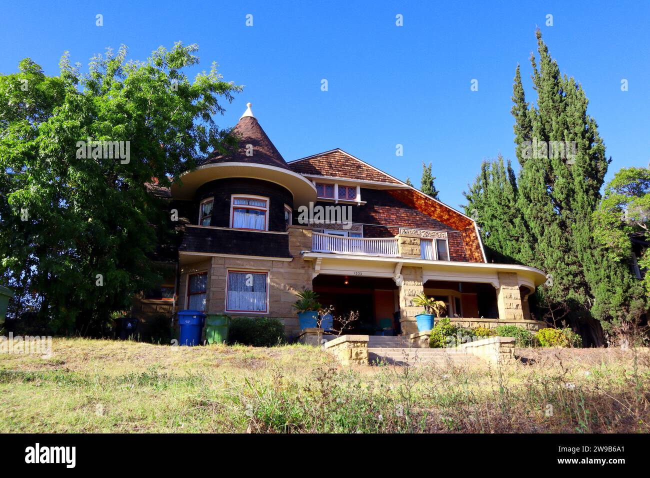 Los Angeles, California: Gilbert House at 1333 Alvarado Terrace ...