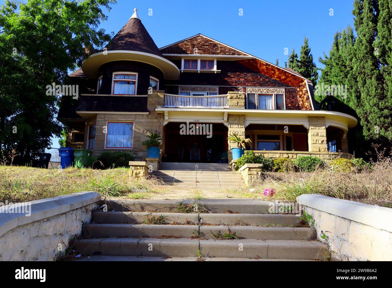 Los Angeles, California: Gilbert House at 1333 Alvarado Terrace ...