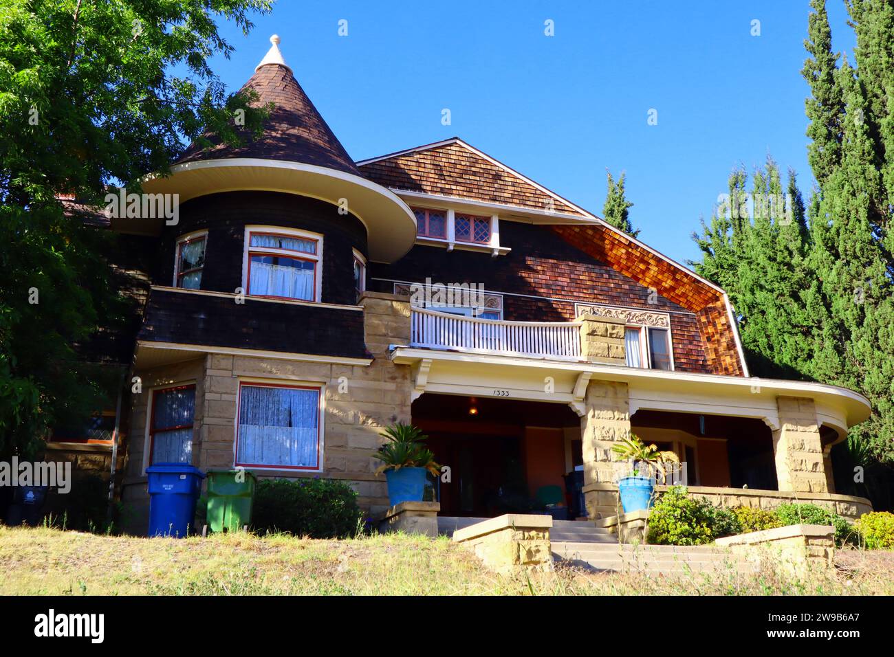Los Angeles, California: Gilbert House at 1333 Alvarado Terrace ...