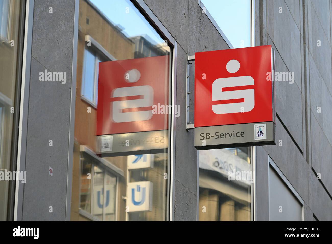 Logo der Sparkasse *** Logo of the Sparkasse Stock Photo - Alamy