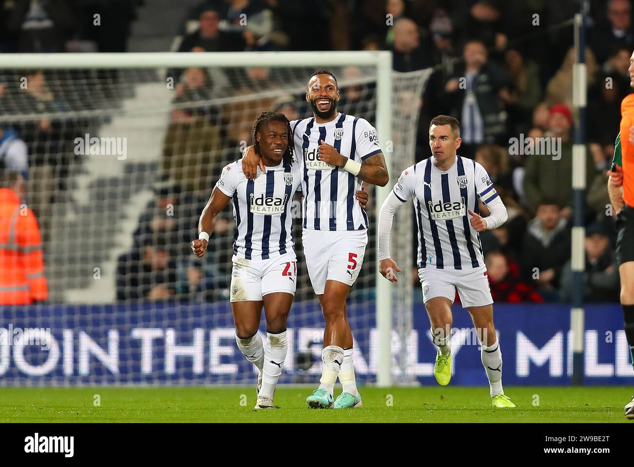 Brandon Thomas-Asante of West Bromwich (21) and Kyle Bartley of West ...