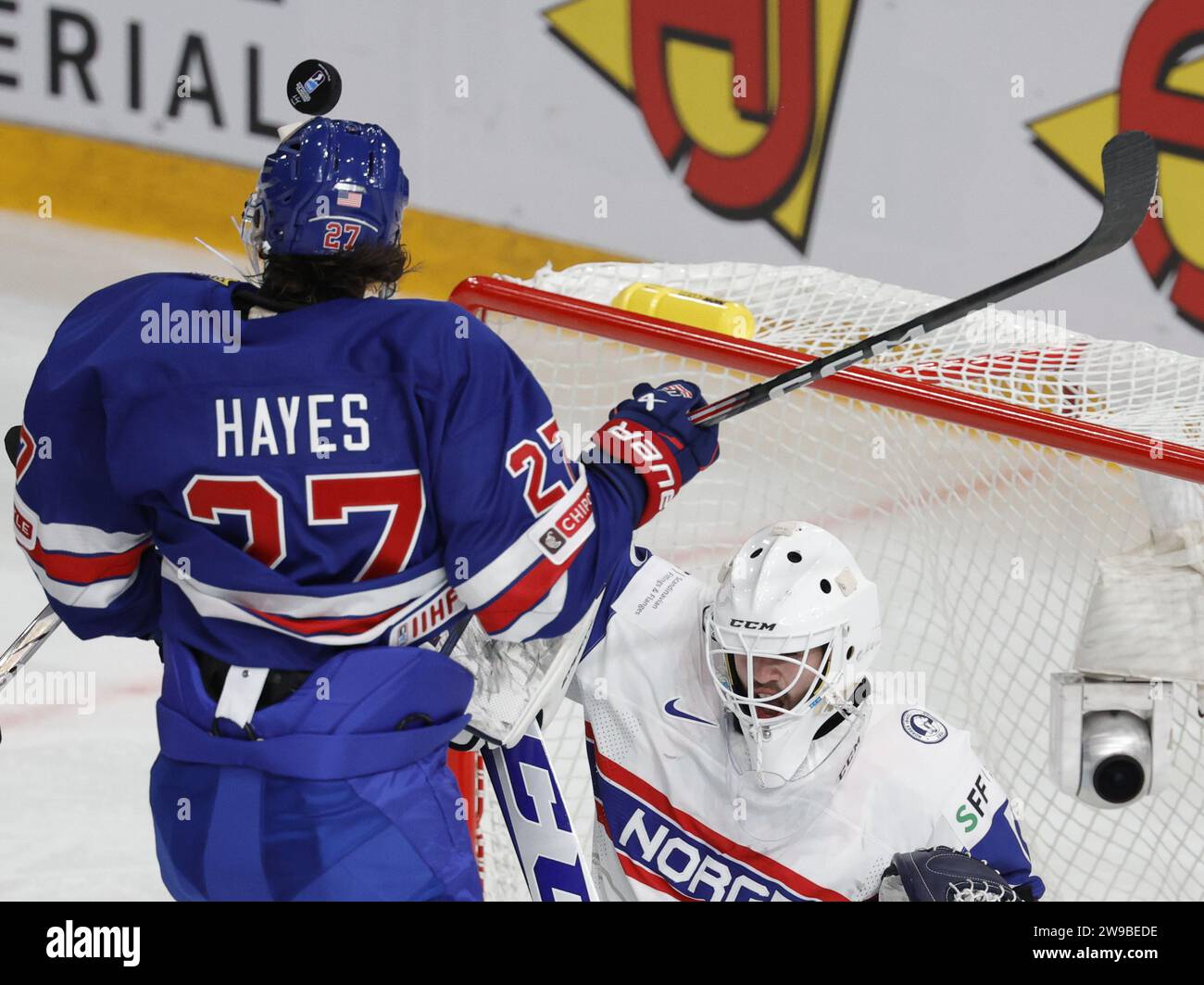 IIHF WORLD CHAMPIONSHIP 23-24 USA NORWAY 20231226USA's Gavin Hayes and ...