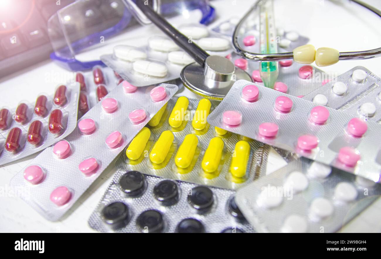 Medical pharmaceuticals hi-res stock photography and images - Alamy