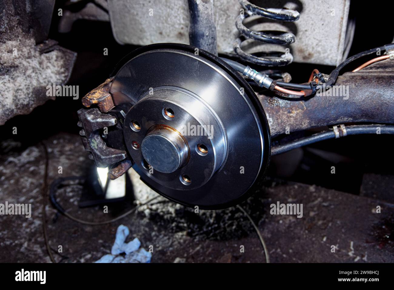 Installation brake disc mechanic hi-res stock photography and images ...