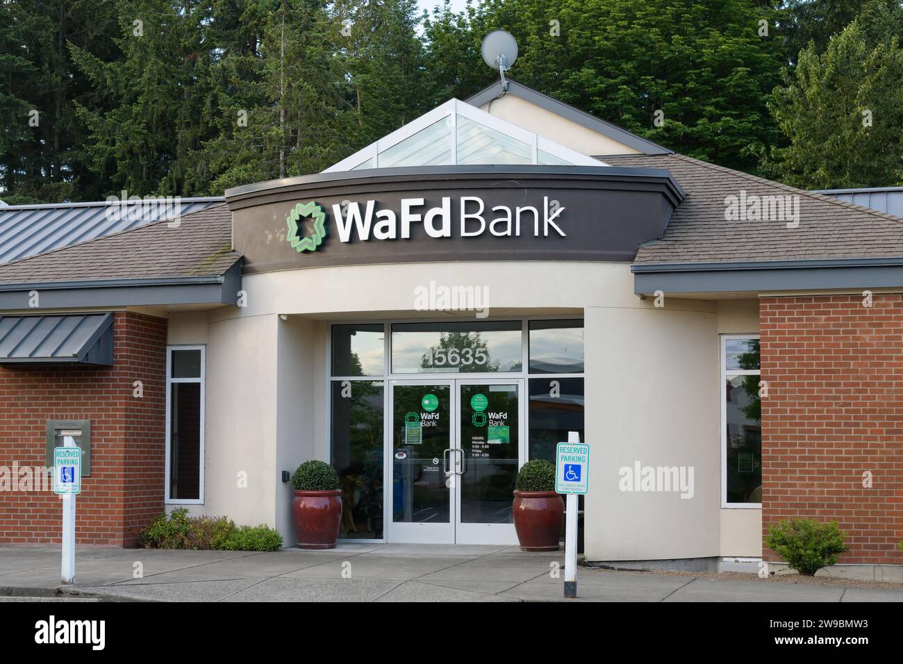 Federal bank logo hi-res stock photography and images - Alamy