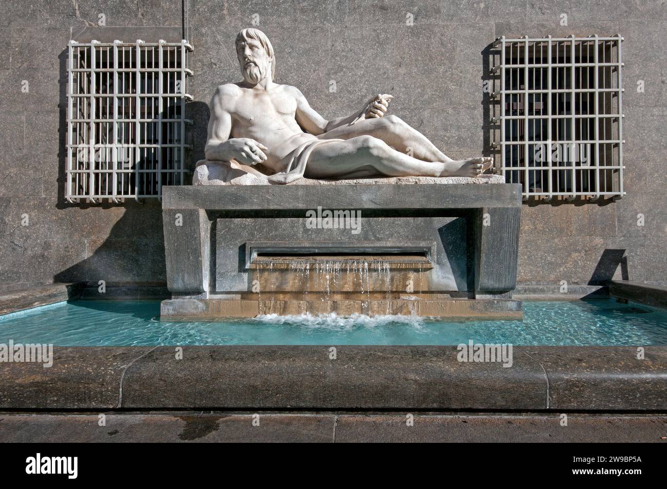 Allegorical statue of the river Po (made by Umberto Baglioni in 1937 ...