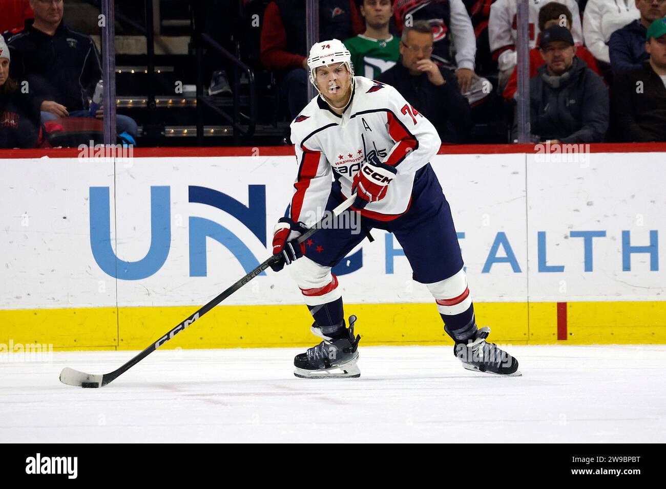 Washington Capitals' John Carlson (74) looks to pass the puck against ...