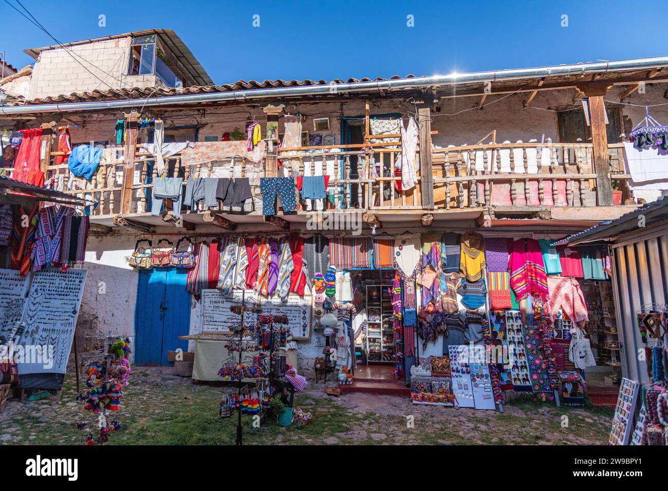 Souvenirs peru hi-res stock photography and images - Alamy