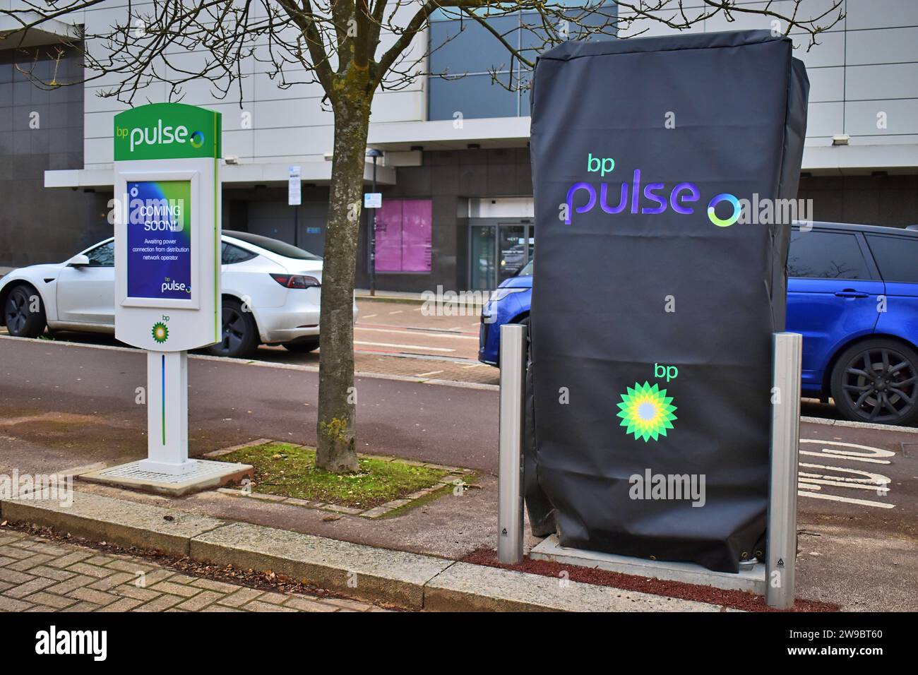 Bp pulse charging station hi-res stock photography and images - Alamy