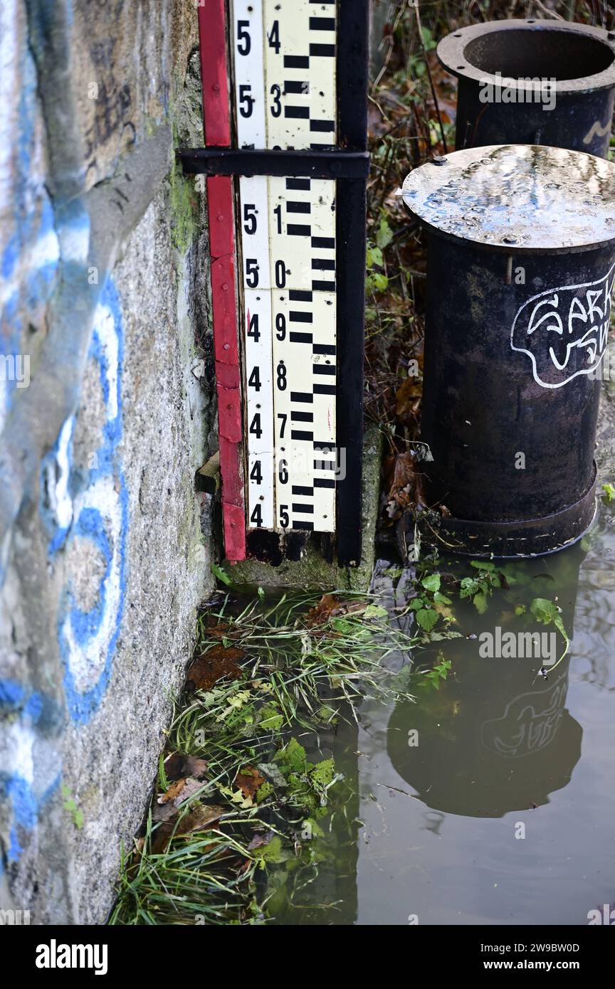 Wasserpegel von über 4,20 m an der Lausitzer Neisse nahe der Görlitzer ...
