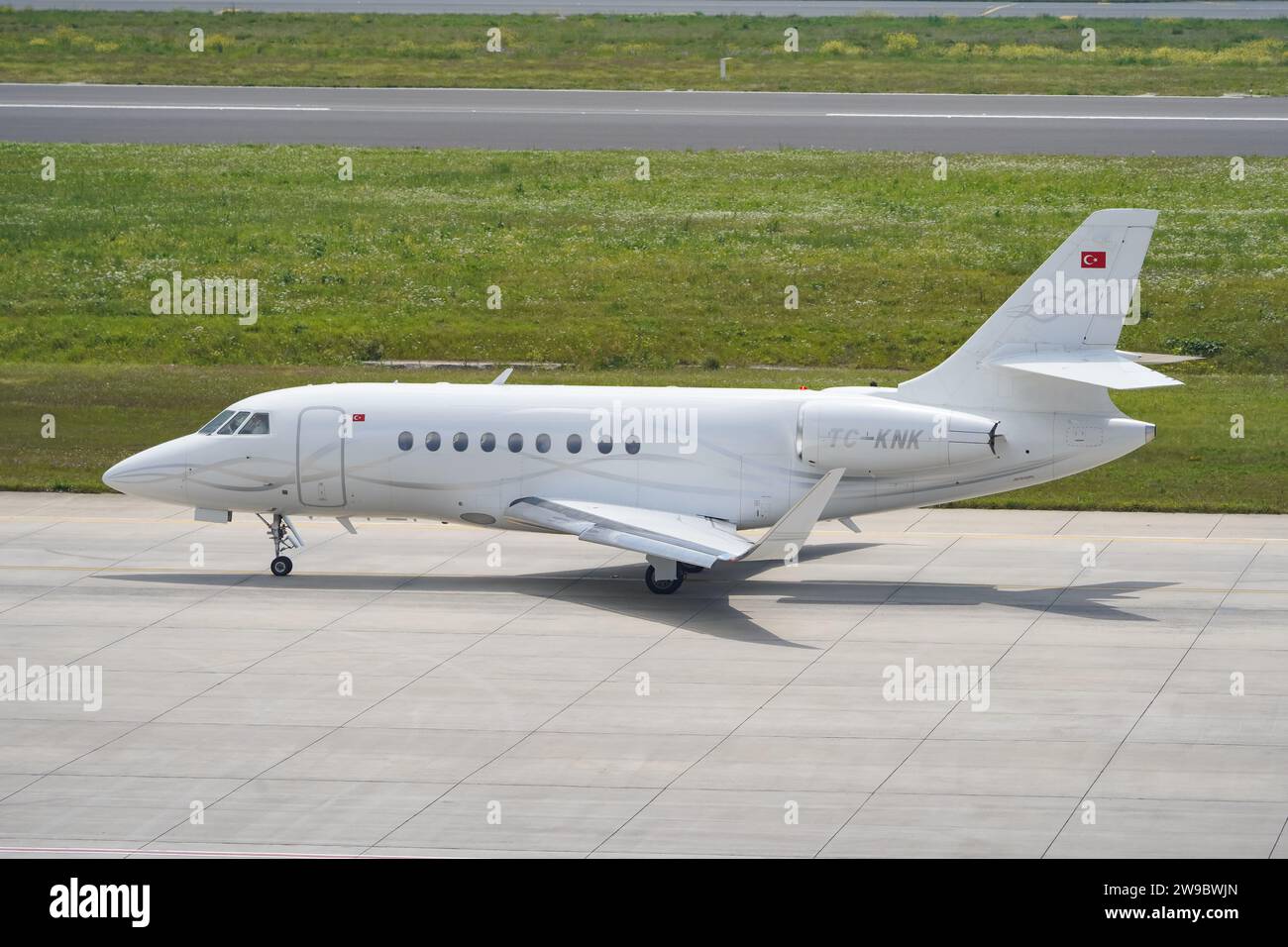 ISTANBUL, TURKIYE - MAY 01, 2023: Private Dassault Falcon 2000S (723 ...