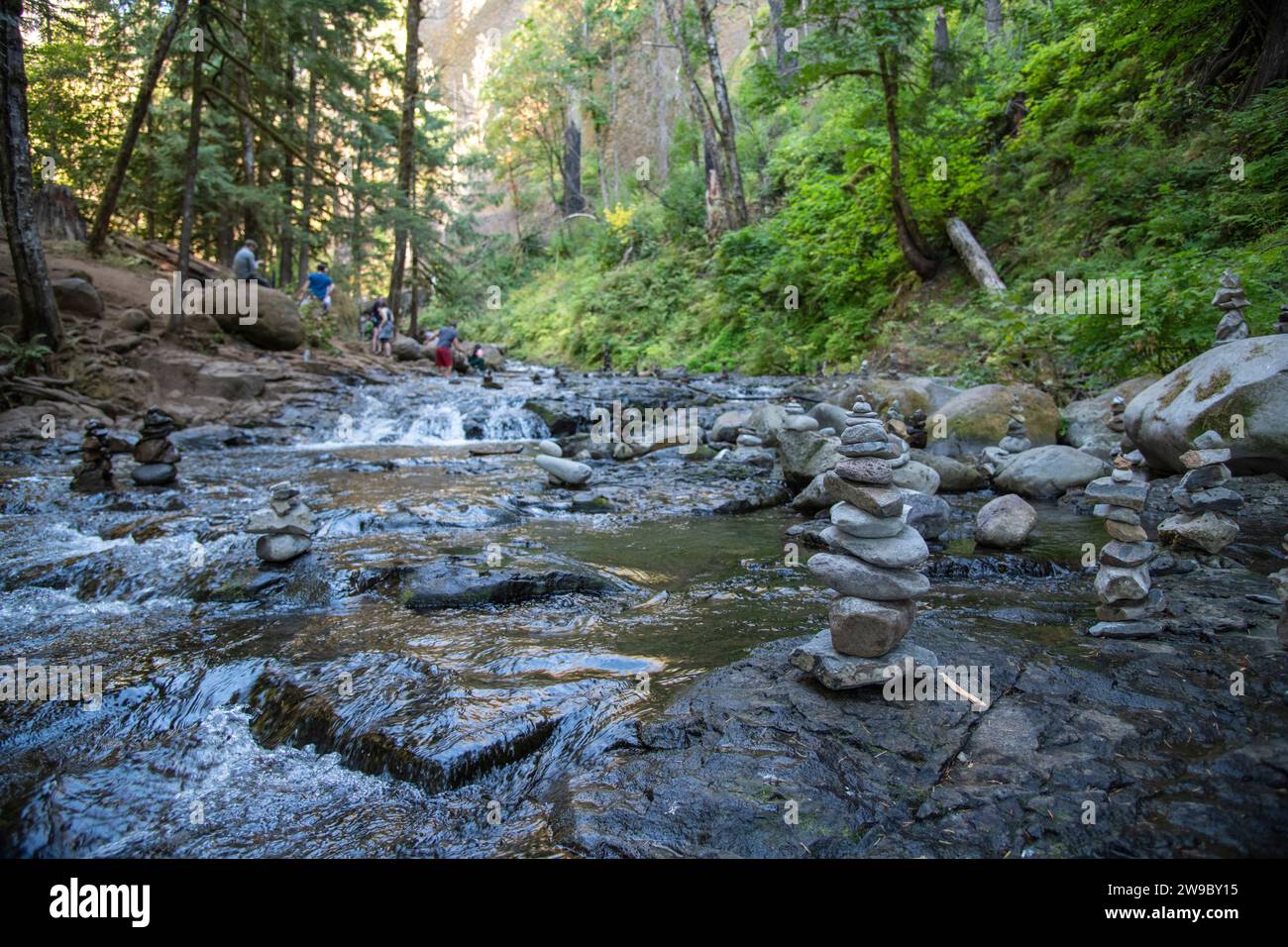 stone balancing art multnomah falls oregon Stock Photo - Alamy