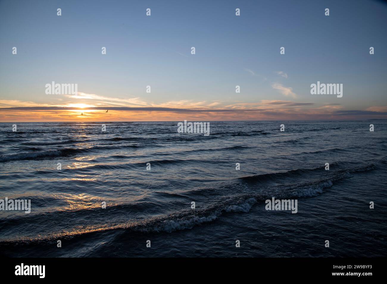 sunset on the beach sunset oregon Stock Photo - Alamy