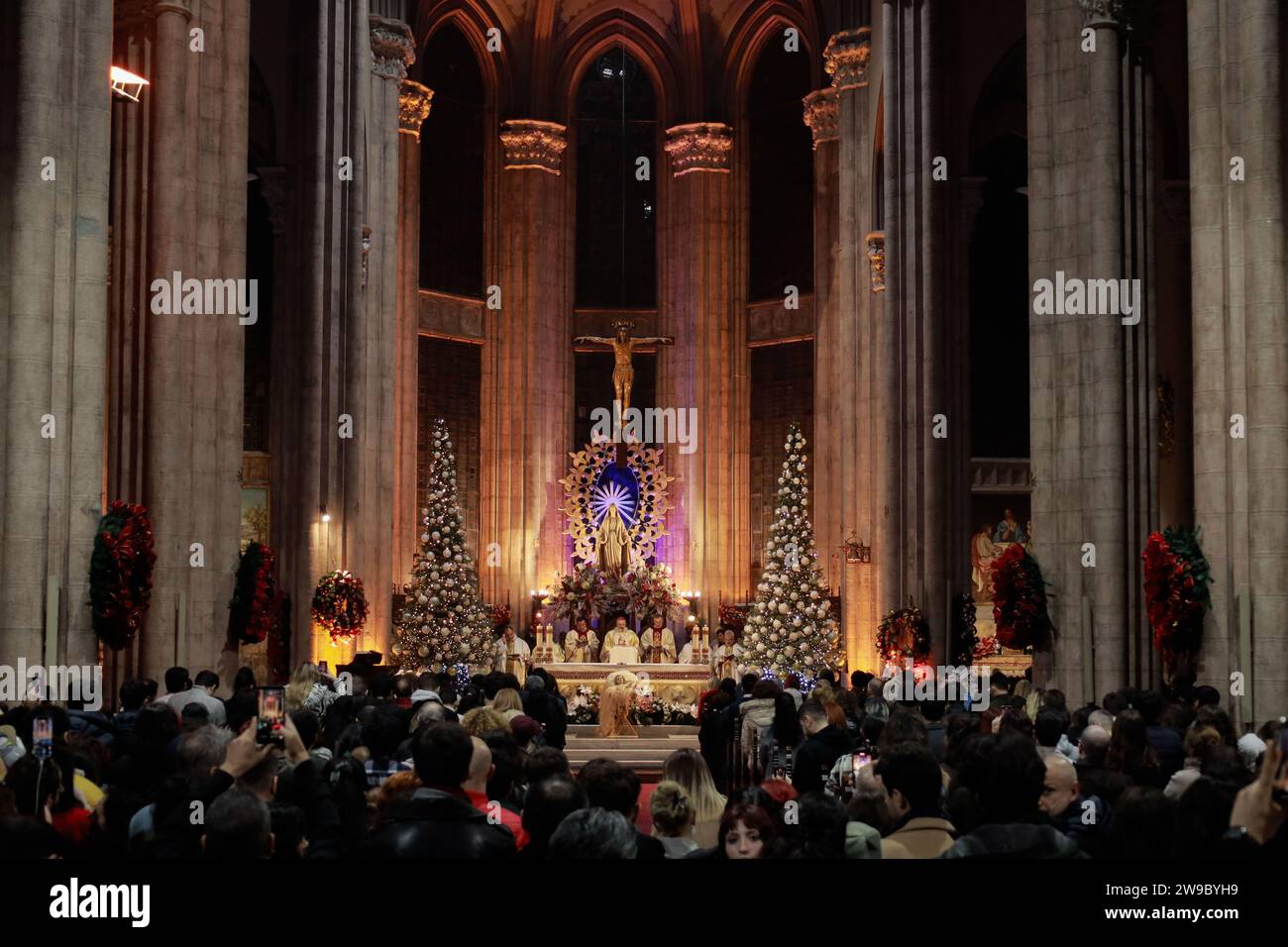 Istanbul, Istanbul, Turkey. 25th Dec, 2023. Christians celebrate the ...
