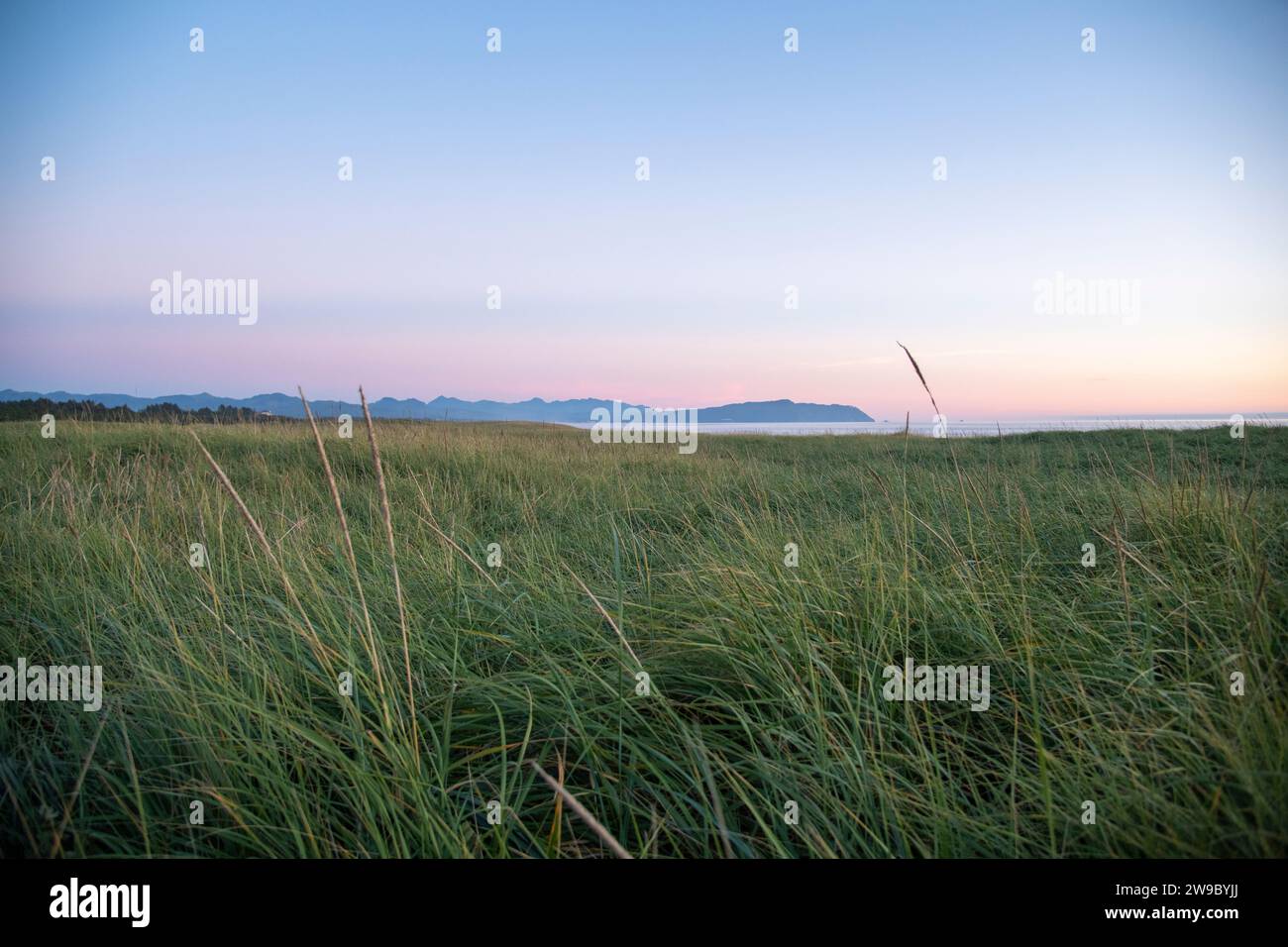 sunset on the beach sunset oregon Stock Photo - Alamy