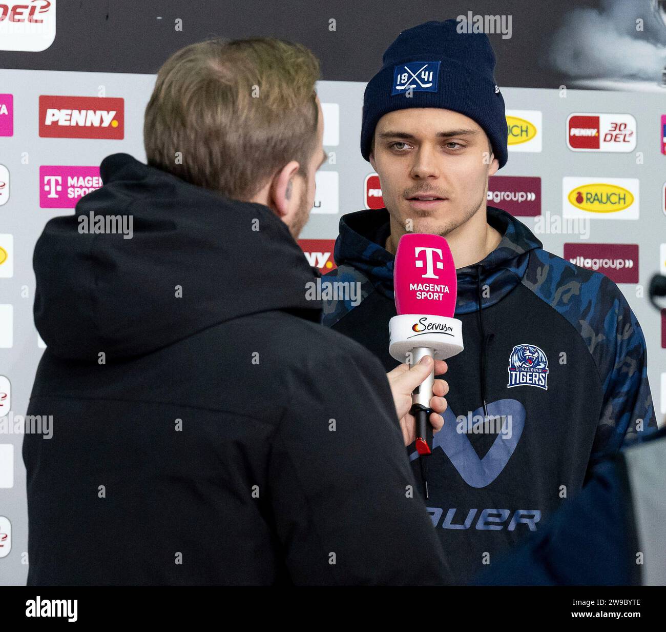 Muenchen, Deutschland. 26th Dec, 2023. Nicolas Mattinen (Straubing ...