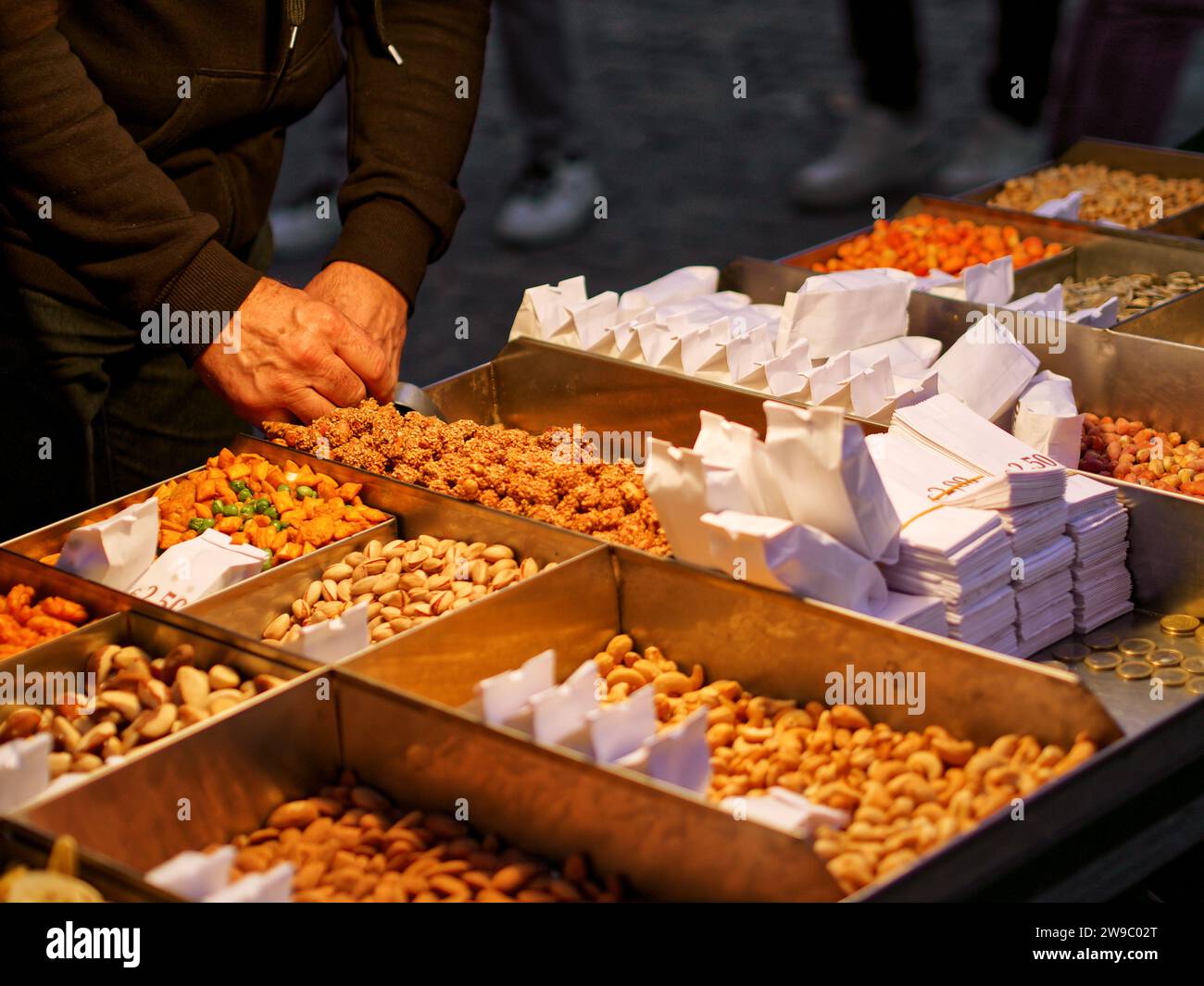 Stall selling almond nuts hi-res stock photography and images - Alamy