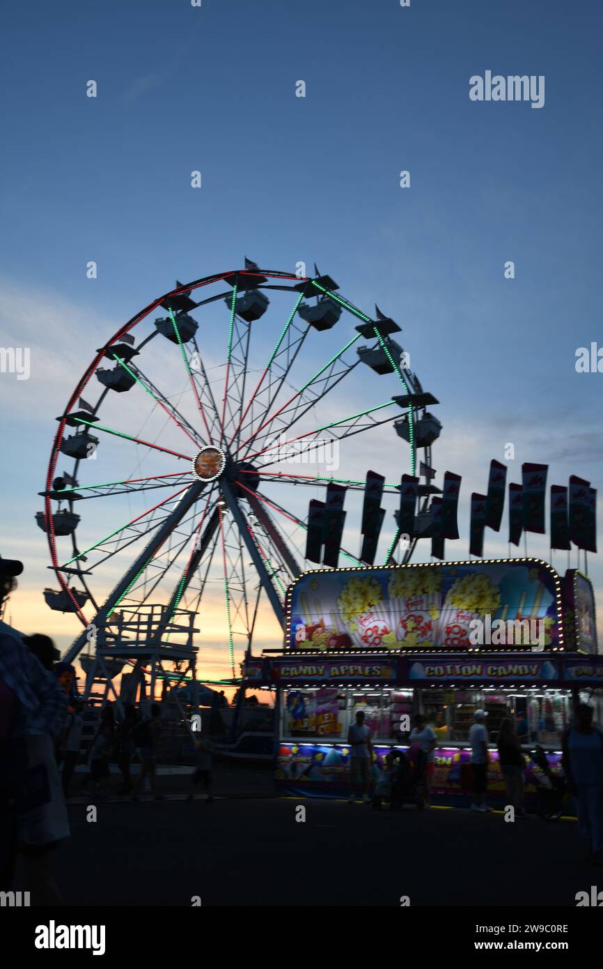 Sky ride state fair hi-res stock photography and images - Alamy