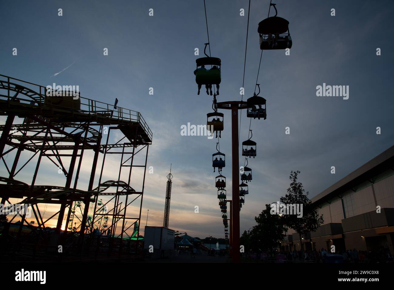 skyride ski lift at state fair Stock Photo - Alamy