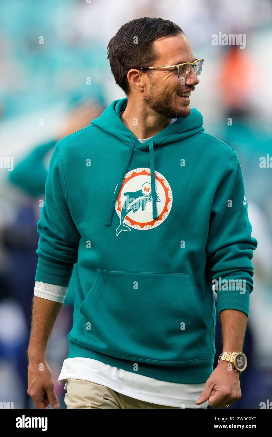 Miami Dolphins head coach Mike McDaniel walks on the field before an ...