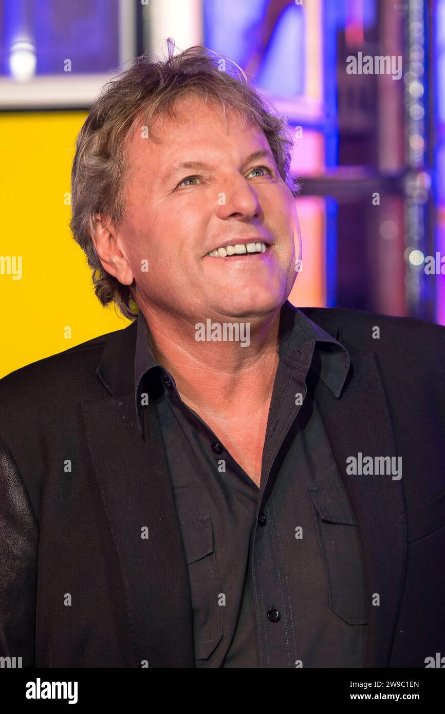 Deutsche schlagersanger hi-res stock photography and images - Alamy