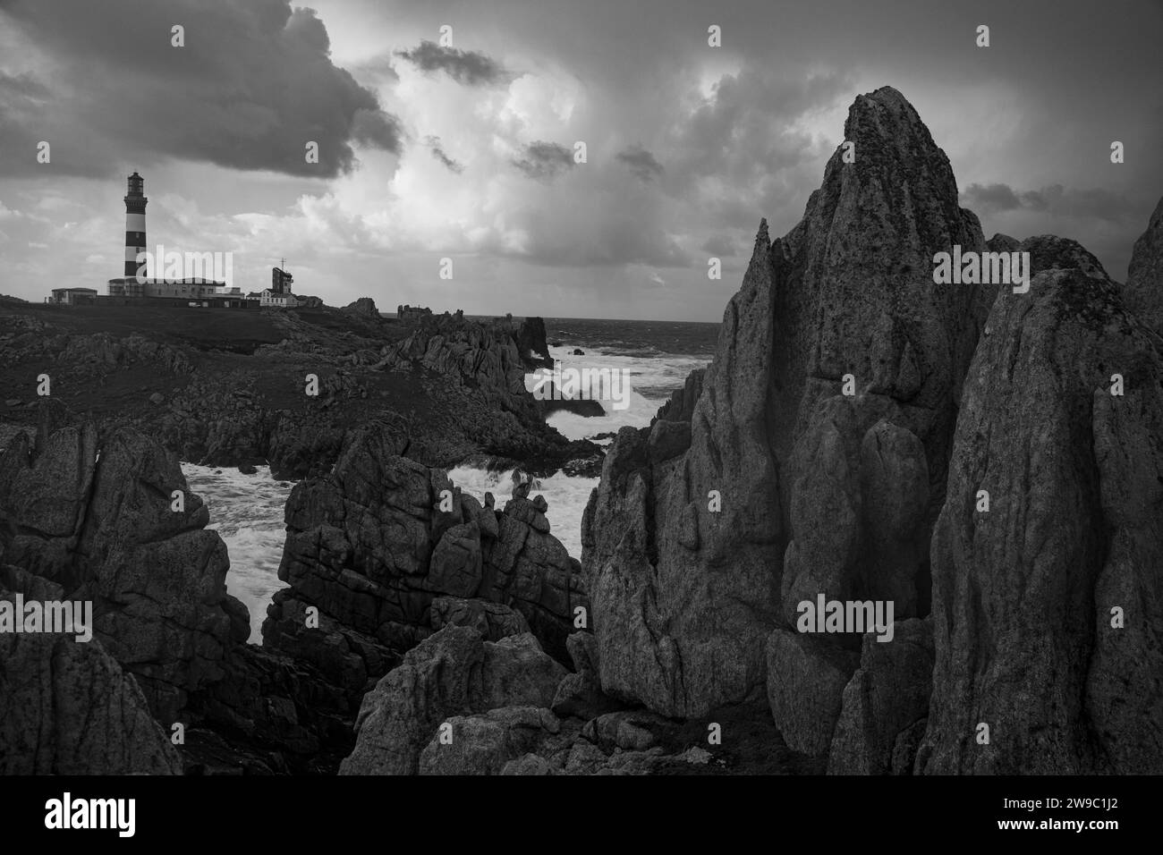 Der imposante Creach-Leuchtturm im Nordwesten der Atlantikinsel ...