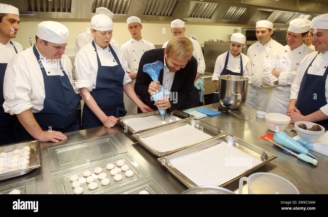 File photo dated 13/10/11 of Australian chef Bill Granger (black jacket ...
