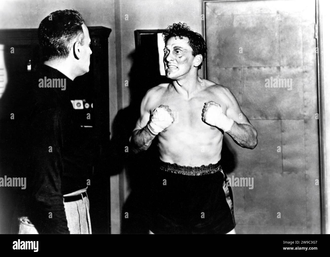 KIRK DOUGLAS in CHAMPION 1949 director MARK ROBSON story Ring Lardner ...