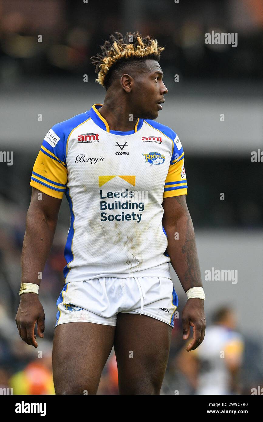 Leeds, England - 26 December 2023 - Justin Sangare (17) of Leeds Rhinos ...