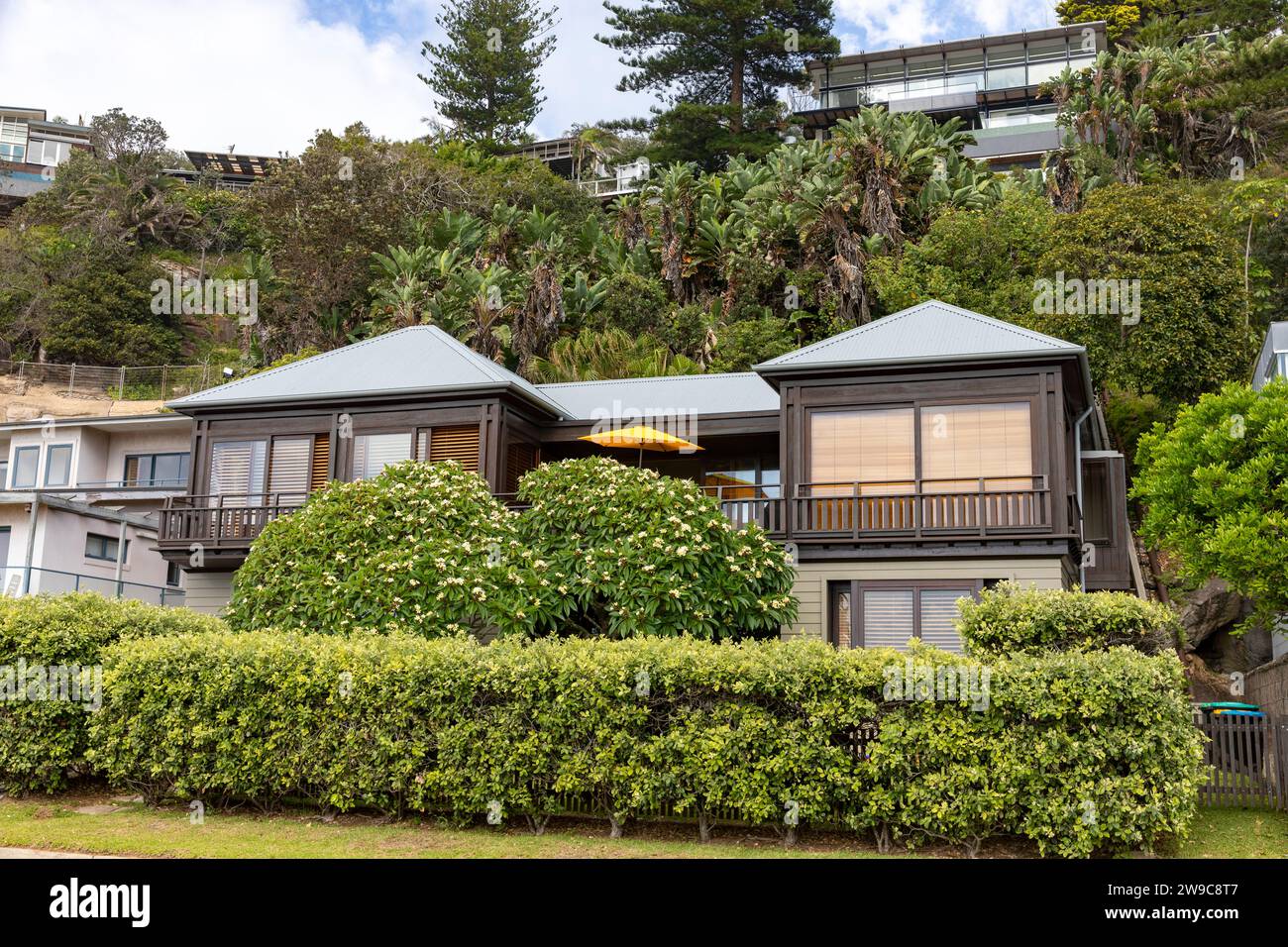 Luxury detached home on Ocean Road, with sea views, Palm Beach,Sydney ...