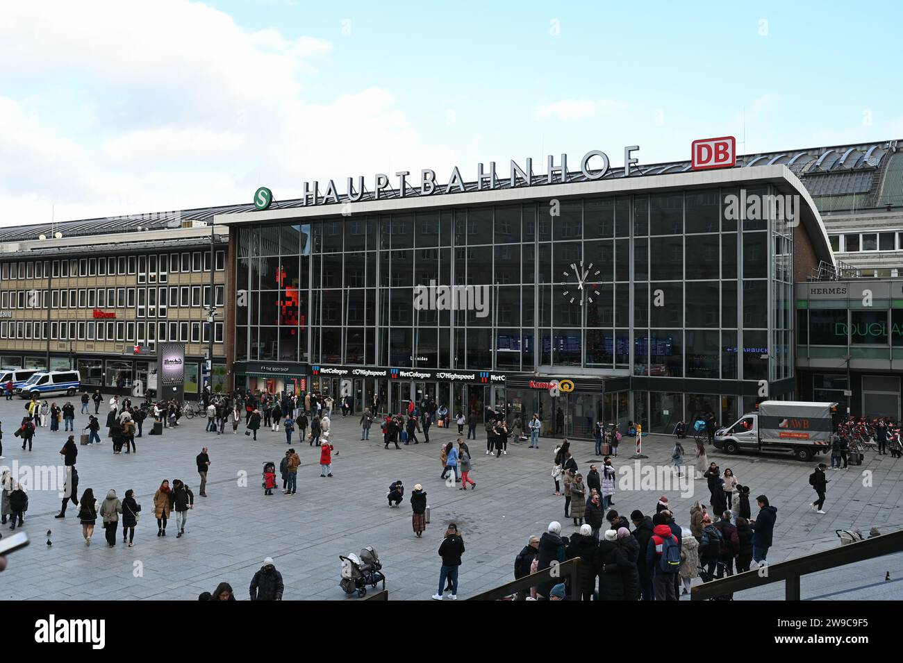 Cologne, Germany. 26th Dec, 2023. Logo, DB lettering, Deutsche Bahn, at ...