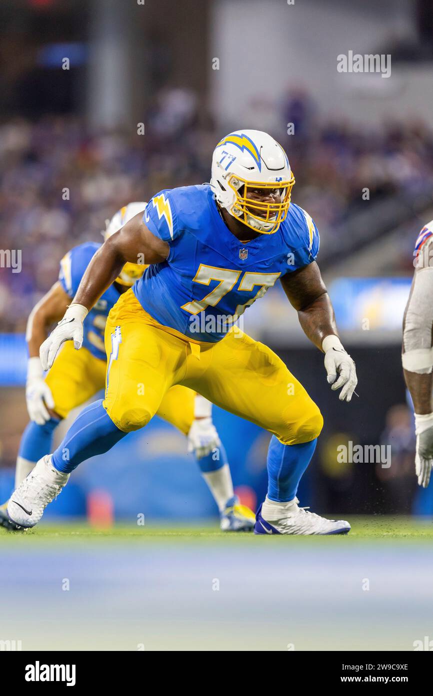 Los Angeles Chargers guard Zion Johnson (77) blocks against the Buffalo ...