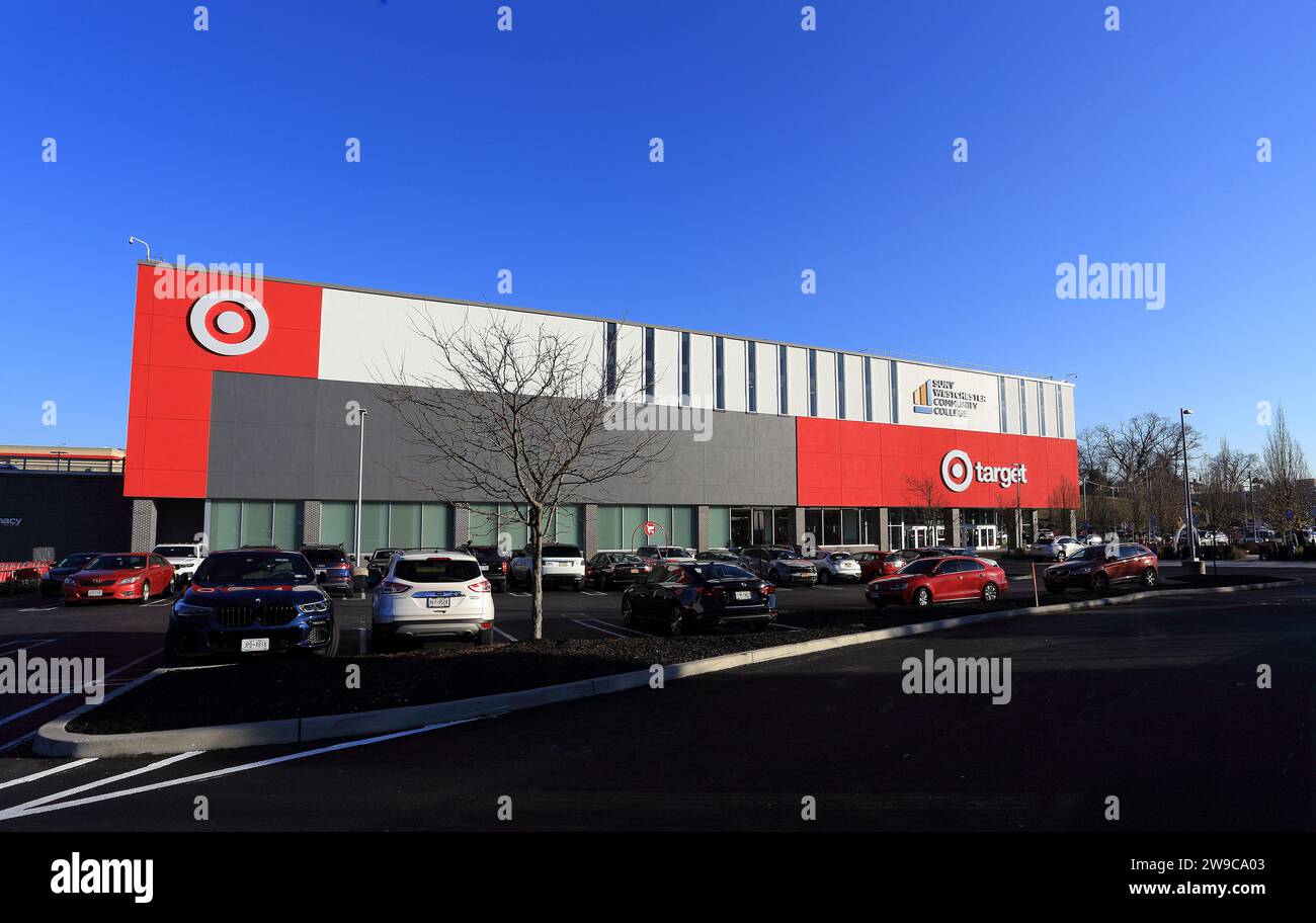 Target department store Cross County Center Yonkers NY Stock Photo - Alamy