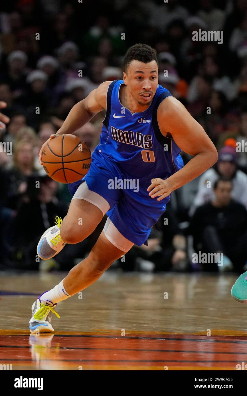 Dallas Mavericks guard Dante Exum (0) during the second half of an NBA ...