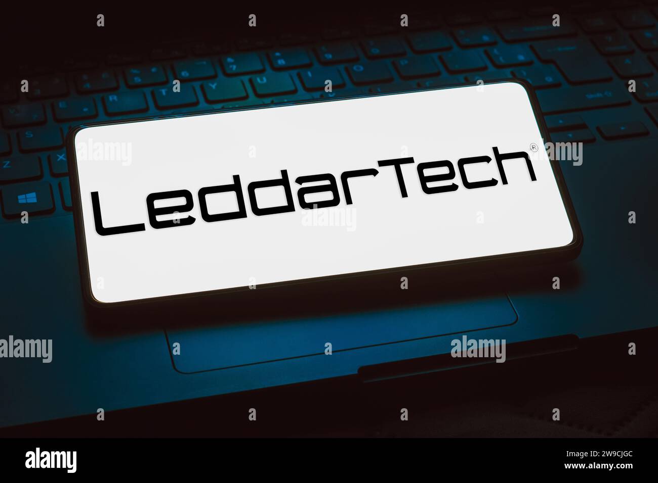 See tech logo hi-res stock photography and images - Alamy