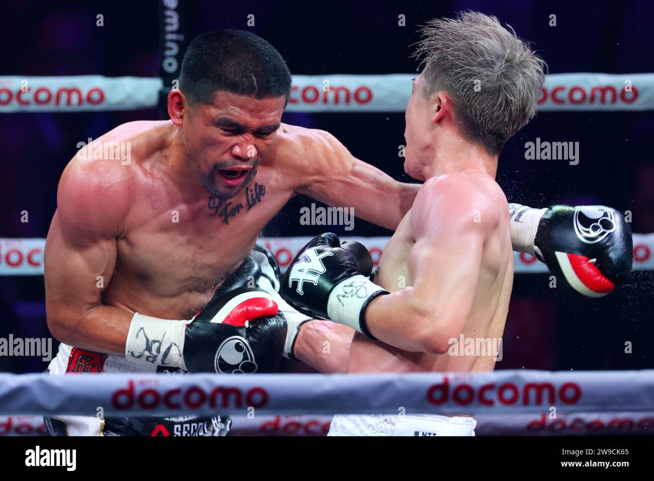 Marlon tapales hi-res stock photography and images - Alamy